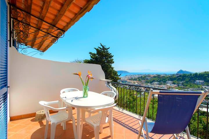 Apartment Near The Port Of Ischia - Ischia Porto, Napoli