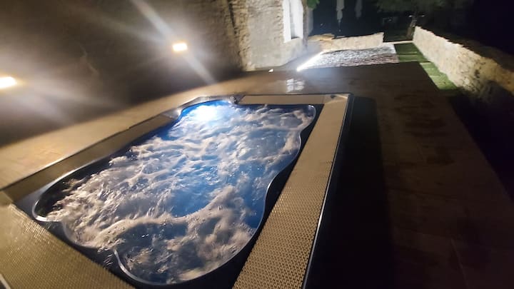 Casa Rural Muy Acogedora Con Piscina Climatizada Para 4 Personas En Graus - Graus
