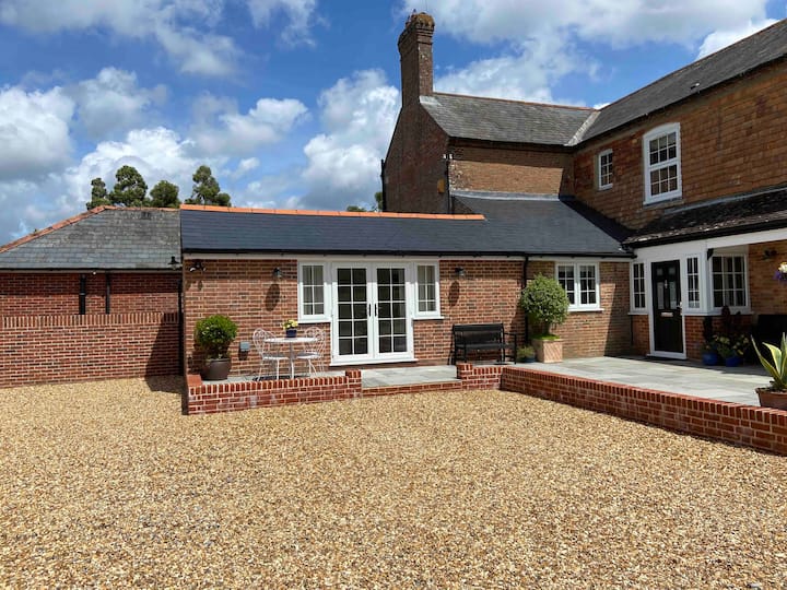 Moortown Farmhouse South Annexe - Wimborne Minster