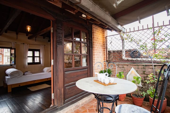 Sunny Attic room in beautiful Newari House - Houses for Rent in Patan ...