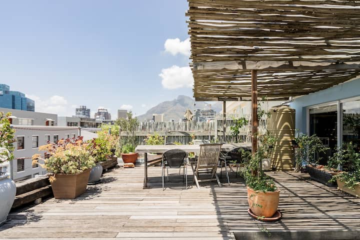 Superb Apartment With A Great Roof Terrace - Claremont