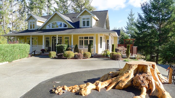 Fallen Maple Guest House - Duncan