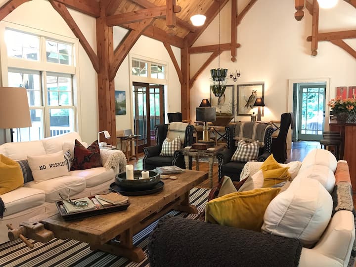Luxe Mountain Escape Near Lonesome Valley! - Cashiers, NC