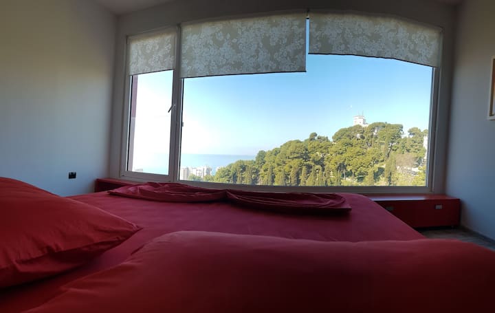 Wanderfull Glass Wall View Of Sea And Royal Villa - Durrës