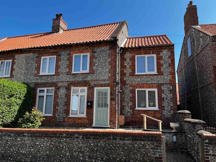 Cosy Cottage By Sea And Stream - Sheringham