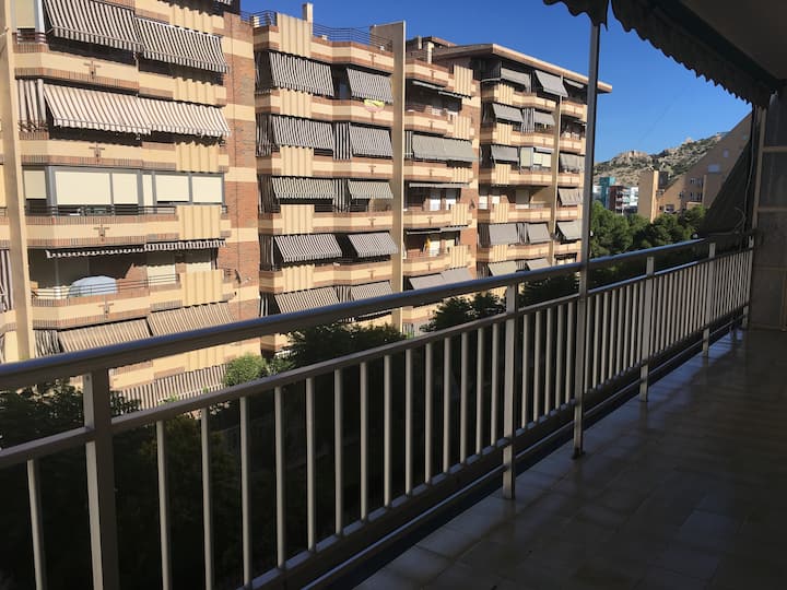 Alquiler De Temporada Fast Wifi Smarttv Ac Lift - Alicante