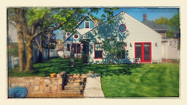 Cottage By The Sea - Norwalk, CT