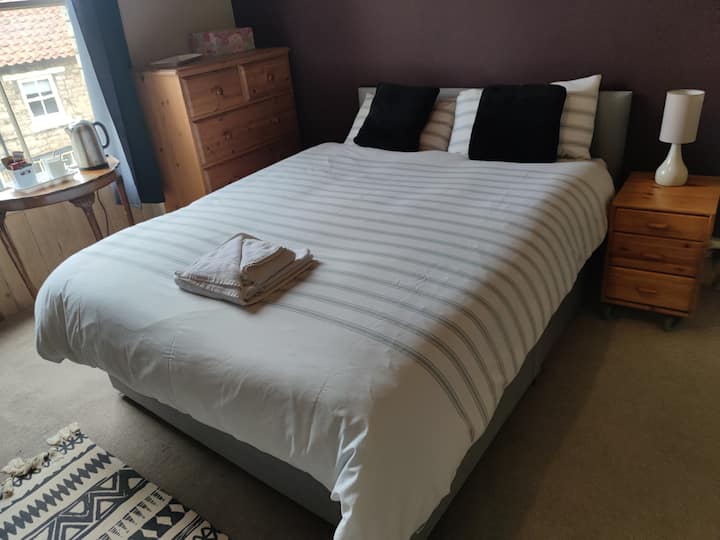 Great Location Near Castle, Church, Shops And Pubs - Thornton-le-Dale