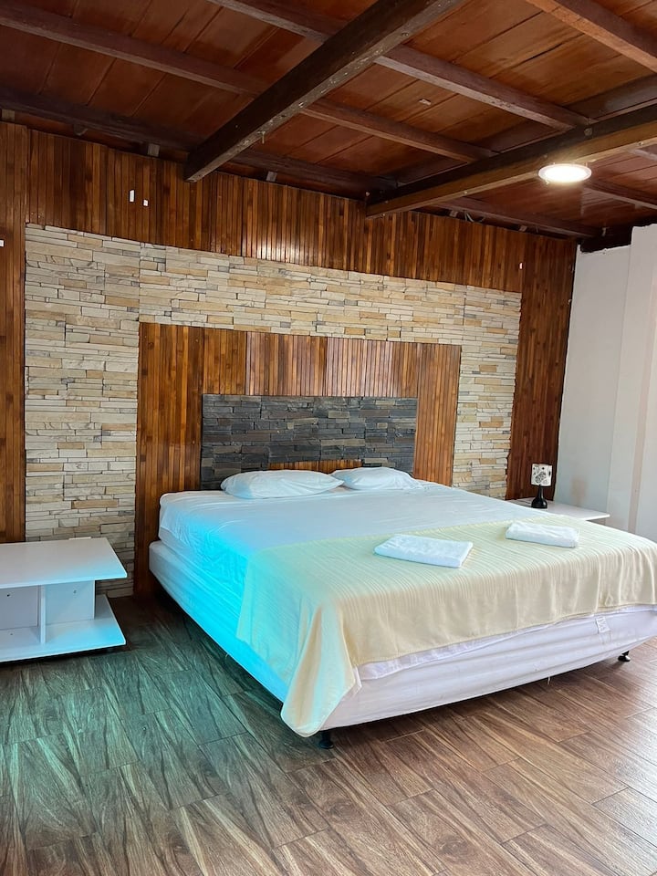 Cabaña De 2 Pisos, Piscina, Wifi - Pedro Vicente Maldonado