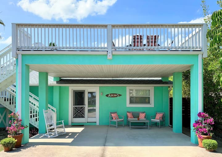 Green Tiki Beach House - Steps To The Beach - New Smyrna Beach, FL