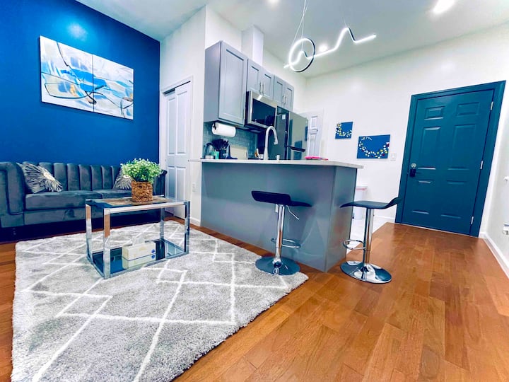 New! 1 Bedroom Near Rittenhouse Square - Philadelphia, PA