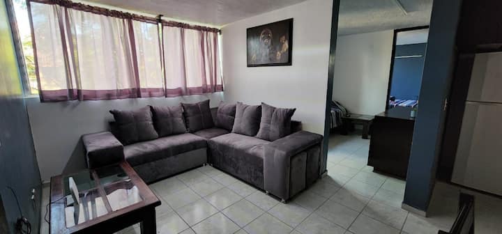 Amplio Departamento Completo El Sauz - Tlaquepaque