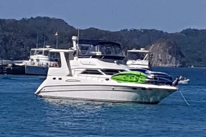 Yate De Lujo En Costa Rica - Puntarenas