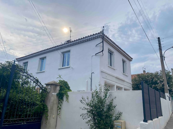 Villa, Jardin Parking à 5min Des Plages Et Du Port - Cassis