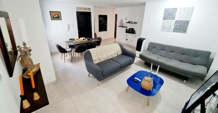 Condo At El Peñon.  Gastronomic And Hotel Zone. - Cali