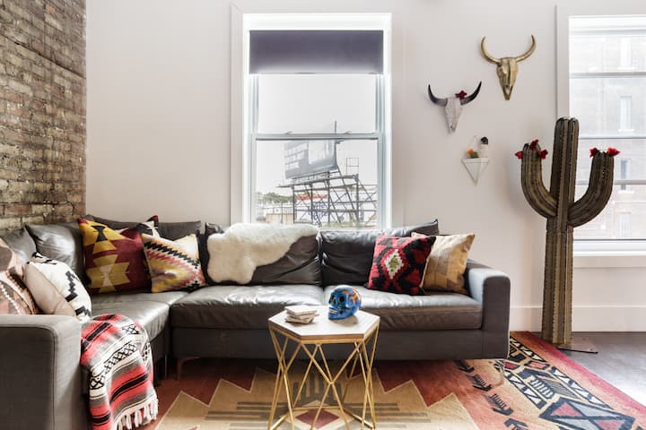 Southwestern Luxury El Motel Dos | Sleeps 12 - 