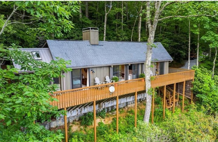 New! Luxe Mountain Cottage. 4 Min Cashiers - Cashiers, NC