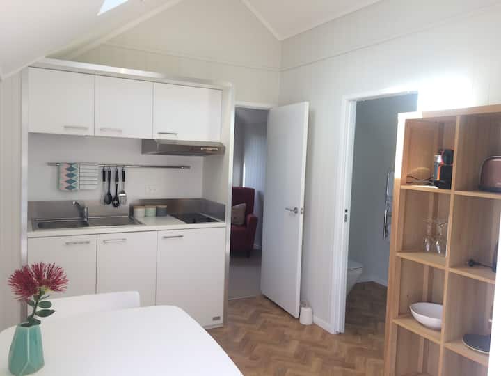 Self Contained Studio Close To Beach - Mount Maunganui