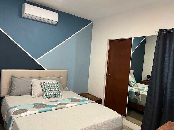 Azul* Room! Muy Cerca Del Malecón! - La Paz, Mexico