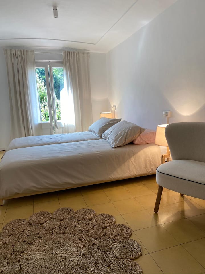 Un Apartamento En El Centro Histórico De Caldetes - Caldes d'Estrac
