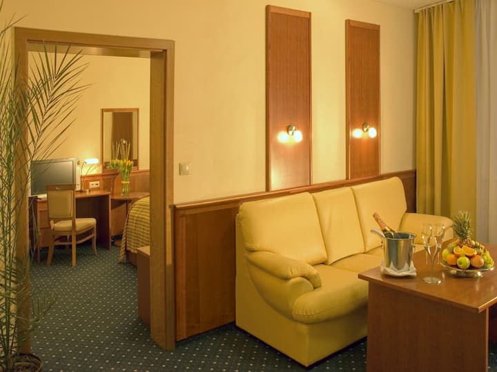 Primavera Hotel & Congress Centre, (Pilsen), Suite Mit Dusche/wc - Pilsen