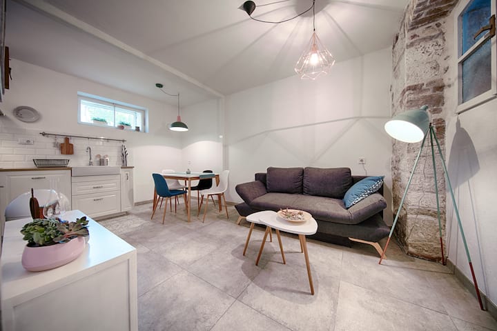 House Nautilus- Central, Peaceful, Close To Beach - Comisa