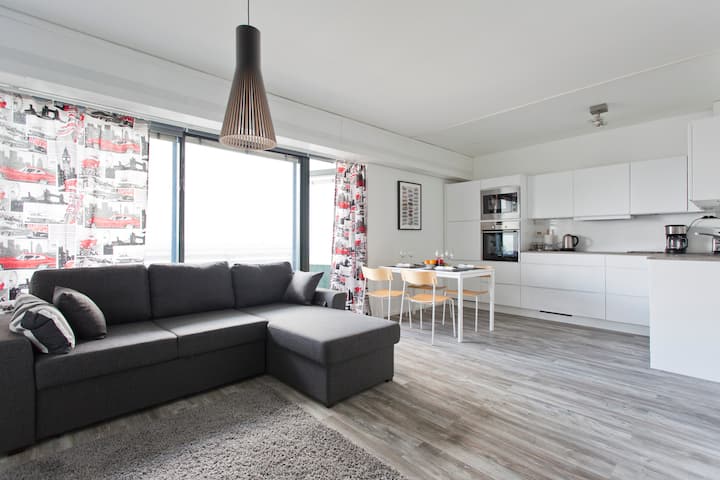 Seaside Downtown Flat: Balcony And Private Parking - Helsinki