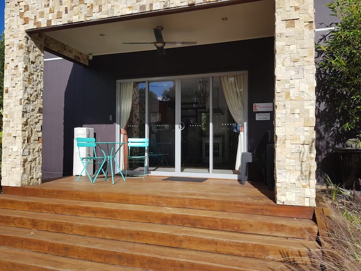 Pura Vida Retreat & Events Studio - Mornington