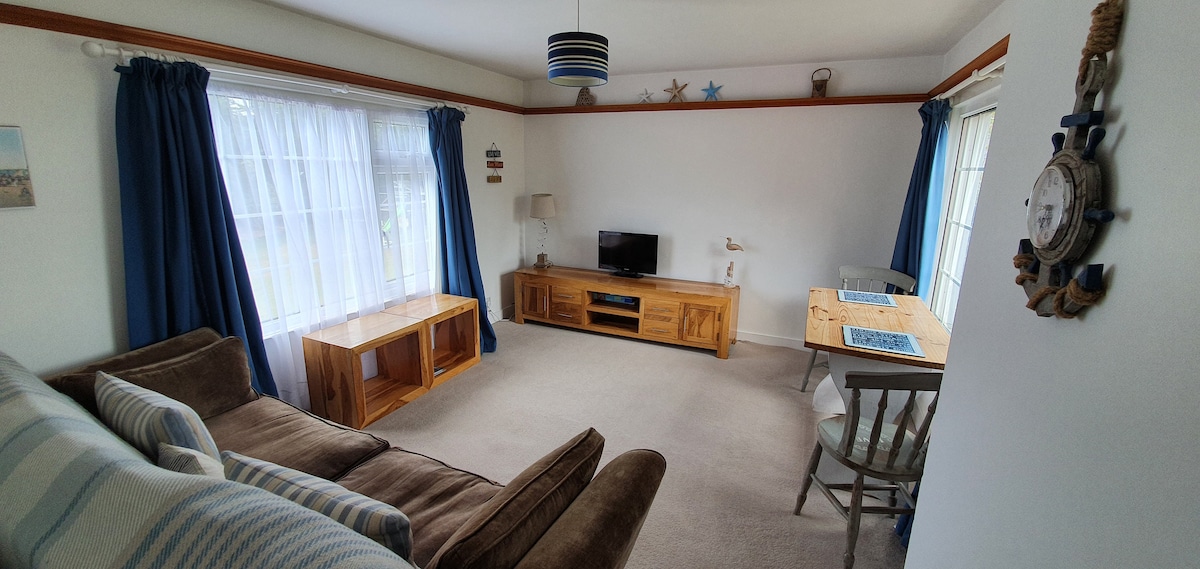 Beautiful 1 bedroom cottage with courtyard. - Cottages for Rent in Deal ...