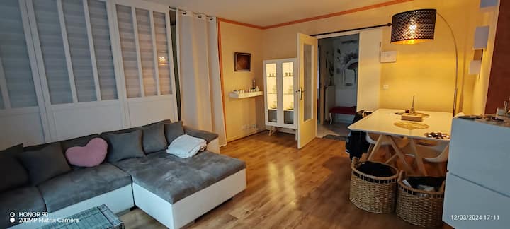 Appartement En Résidence Au Centre Ville - Trappes