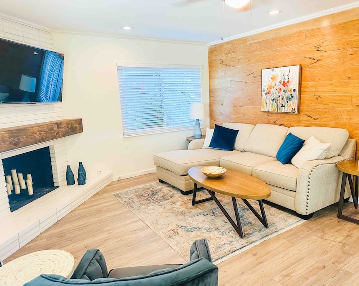 Serenity Court - Bakersfield, CA