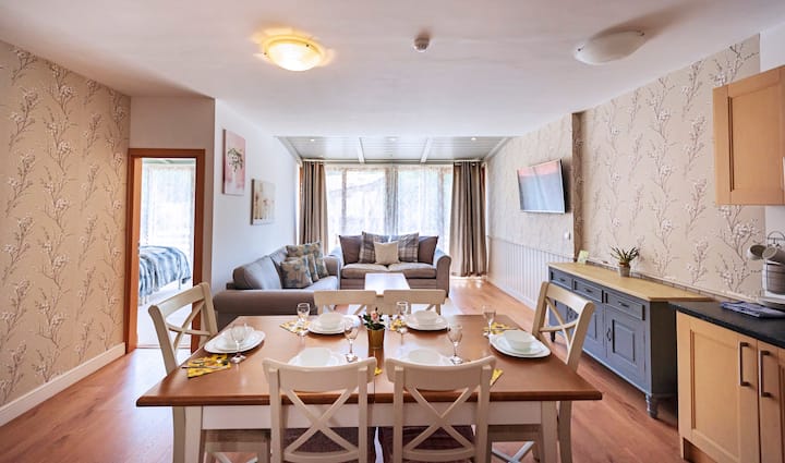 Stylish★2-br Ski In/ski Out Apartment★lovely Views - 班斯科