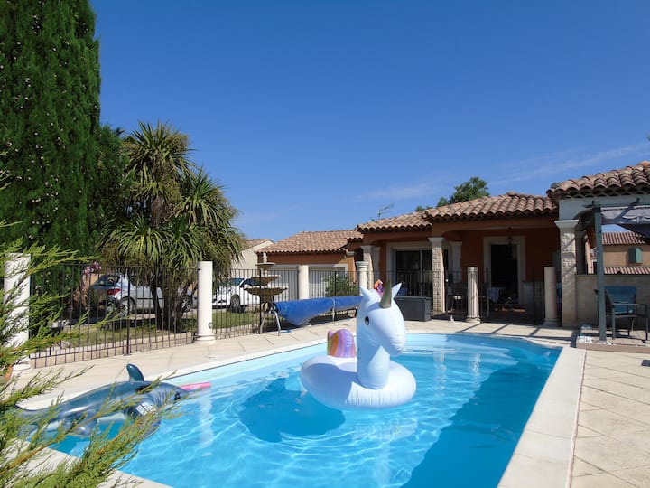 Villa Côte Bleue Climatisée Avec Piscine - Marignane