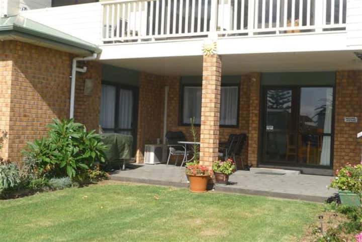 Silver Sands Accommodation - Waihi