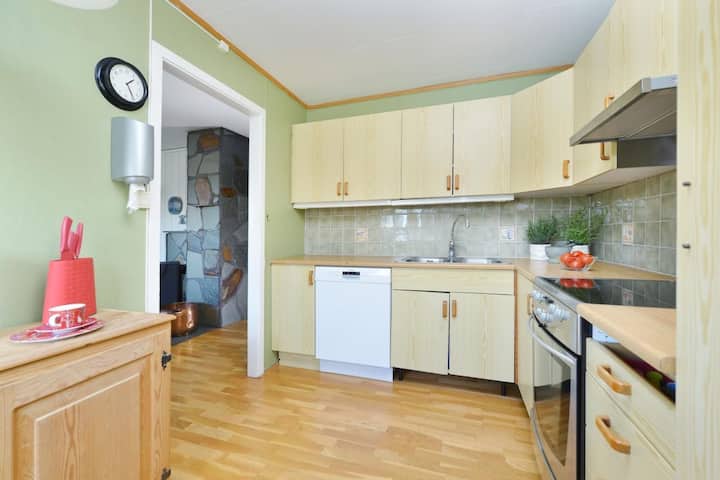 A Home Bedroom Away From Home At Dragvoll/moholt - Trondheim