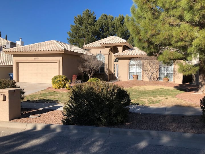 West Luxury Family House At Coronado Oaks 4 Br - El Paso, TX