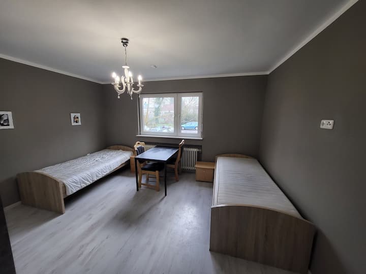 Glasfaser Unterkunft 1- 10 Personen In Bad Nauheim - Friedberg