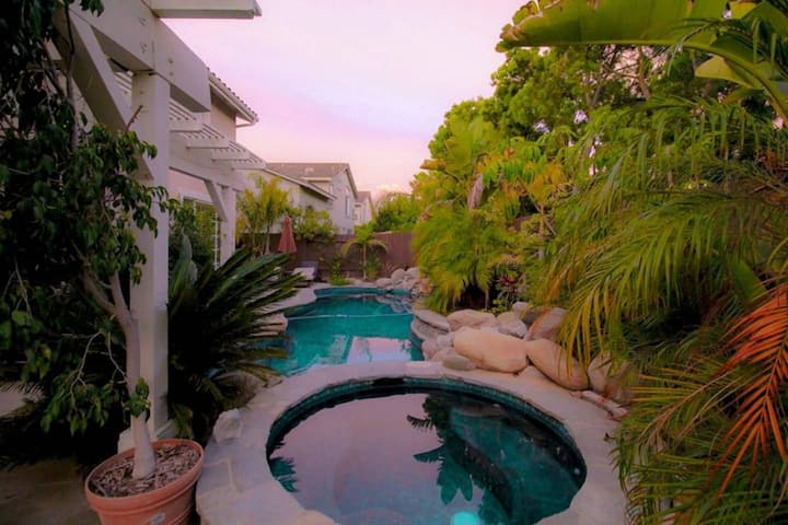 Beautiful Tropical Oasis In Camarillo - Santa Paula, CA