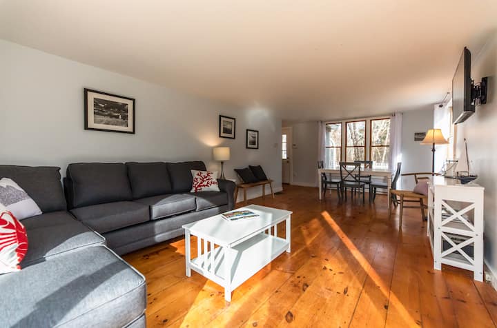 Chilmark Cape In Private Wooded Setting - Martha's Vineyard, MA