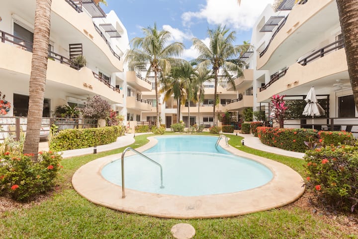 5 Bedrooms - 2 Apartments - Downtown - Playa del Carmen