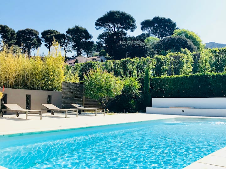 Grand Jardin, Piscine, Clim, à 700m De Plage/port - Cassis