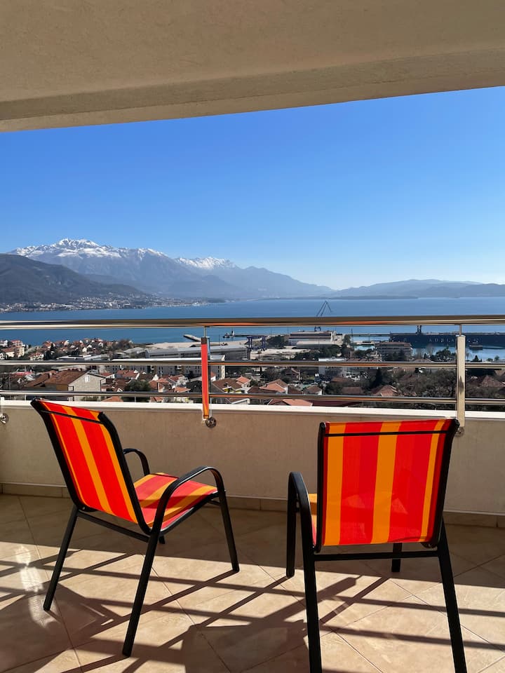 Comfortable Apartment With Magnificent View - Montenegro