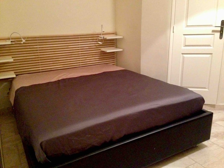 Chambre-sdb Privée-clim-centre Port-vieille Ville - Nice