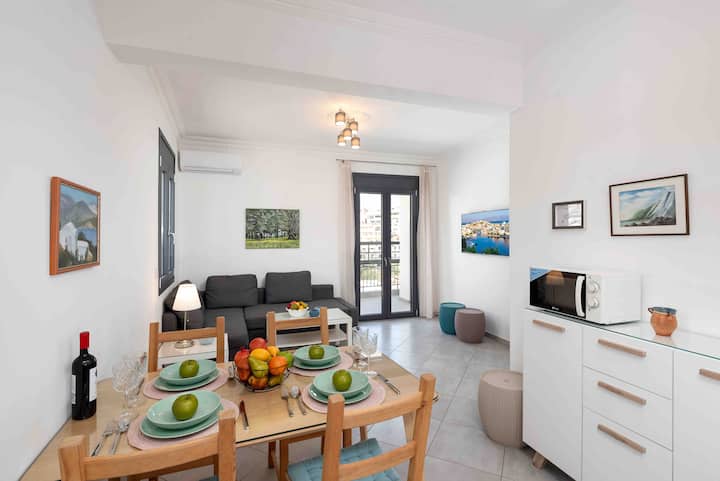 *Nikos* - Agios Nikolaos