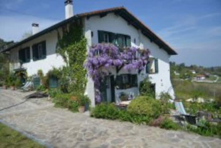 T3 De Charme Terrasse Indépendante Ds Ferme Xviiè - Hendaye