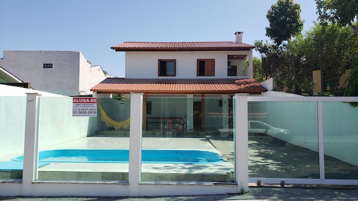 Casa 2 Pisos Com Piscina A 150 Mts Do Mar - Torres