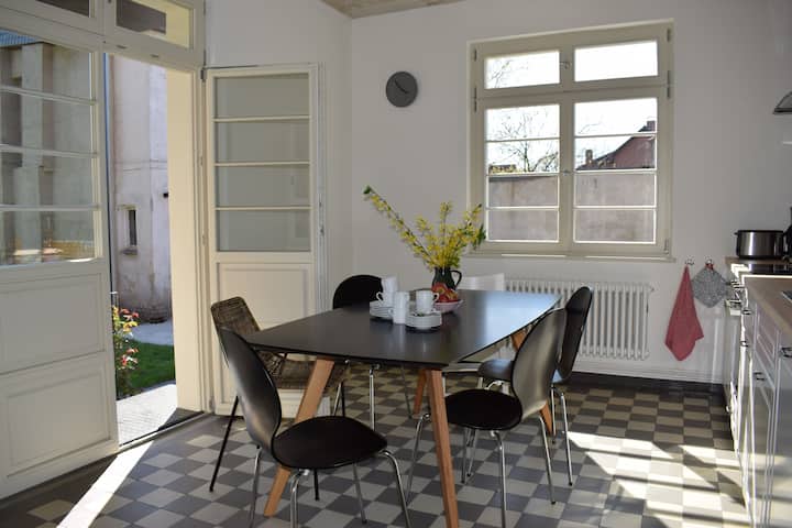 Ferienhaus Rosamunde - Ferienwohnung Gartenblick - Großräschen