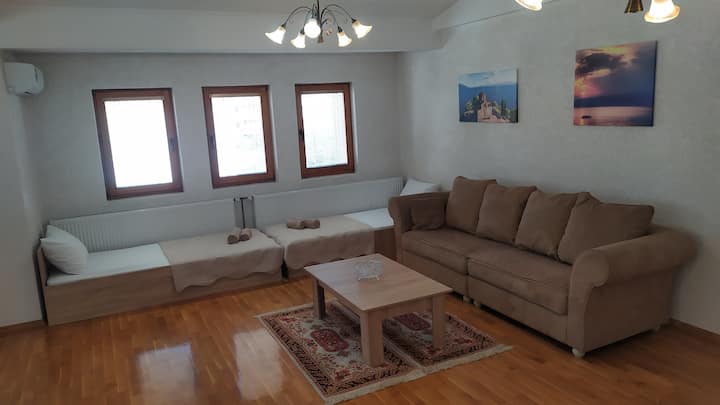 Villa Koteski – Spacious Apt • Near Lake & Parking - Ohrid
