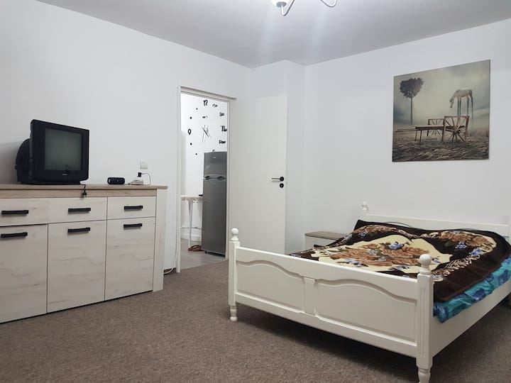 Semi-central Apartament - Comuna Râmetea Mare