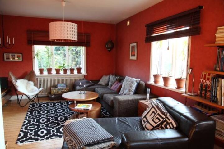 Sovrum 3 I Villa På Malen I Centrala Båstad - Mellbystrand